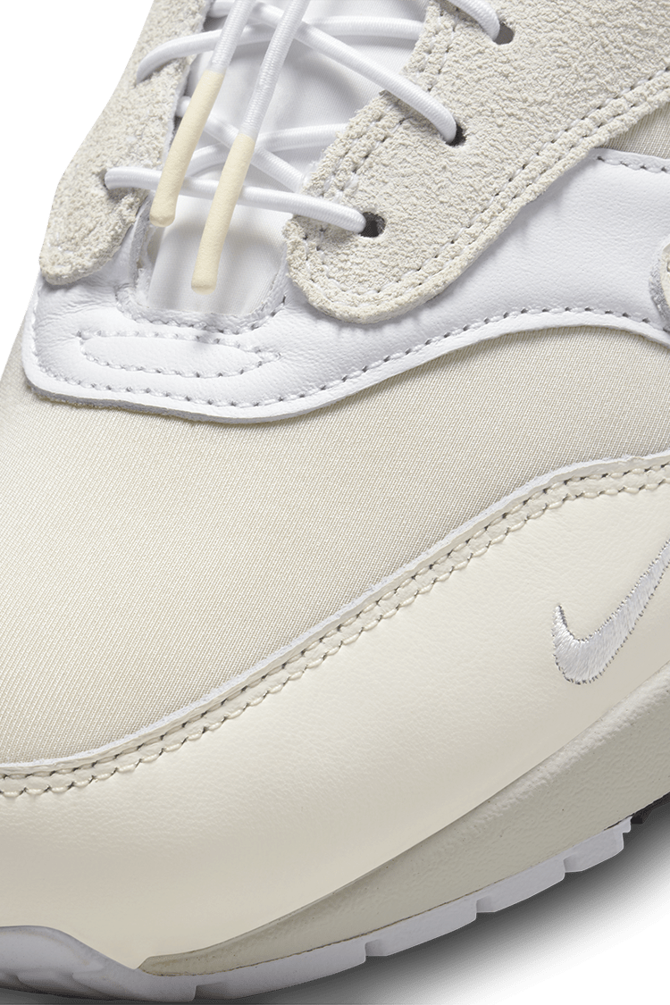 Air Max 1 'Sail and Summit White' (DZ5317-121) release date. Nike SNKRS