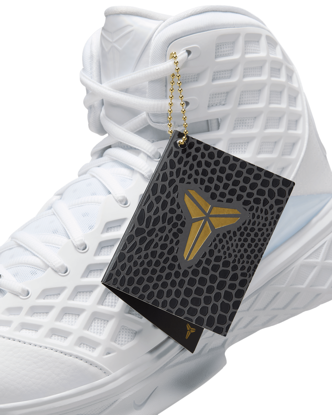 วันเปิดตัว Kobe 3 Protro "Halo" (HM4351-100). Nike SNKRS