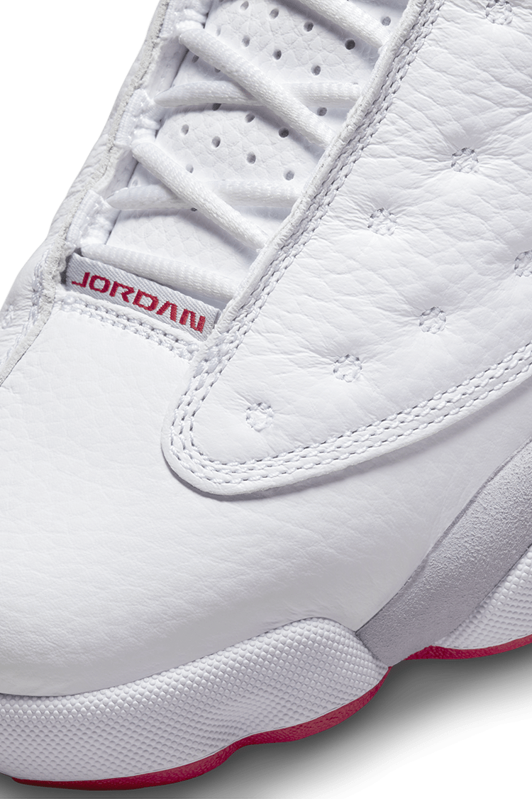 วันเปิดตัว Air Jordan 13 "Wolf Grey" (414571-160). Nike SNKRS