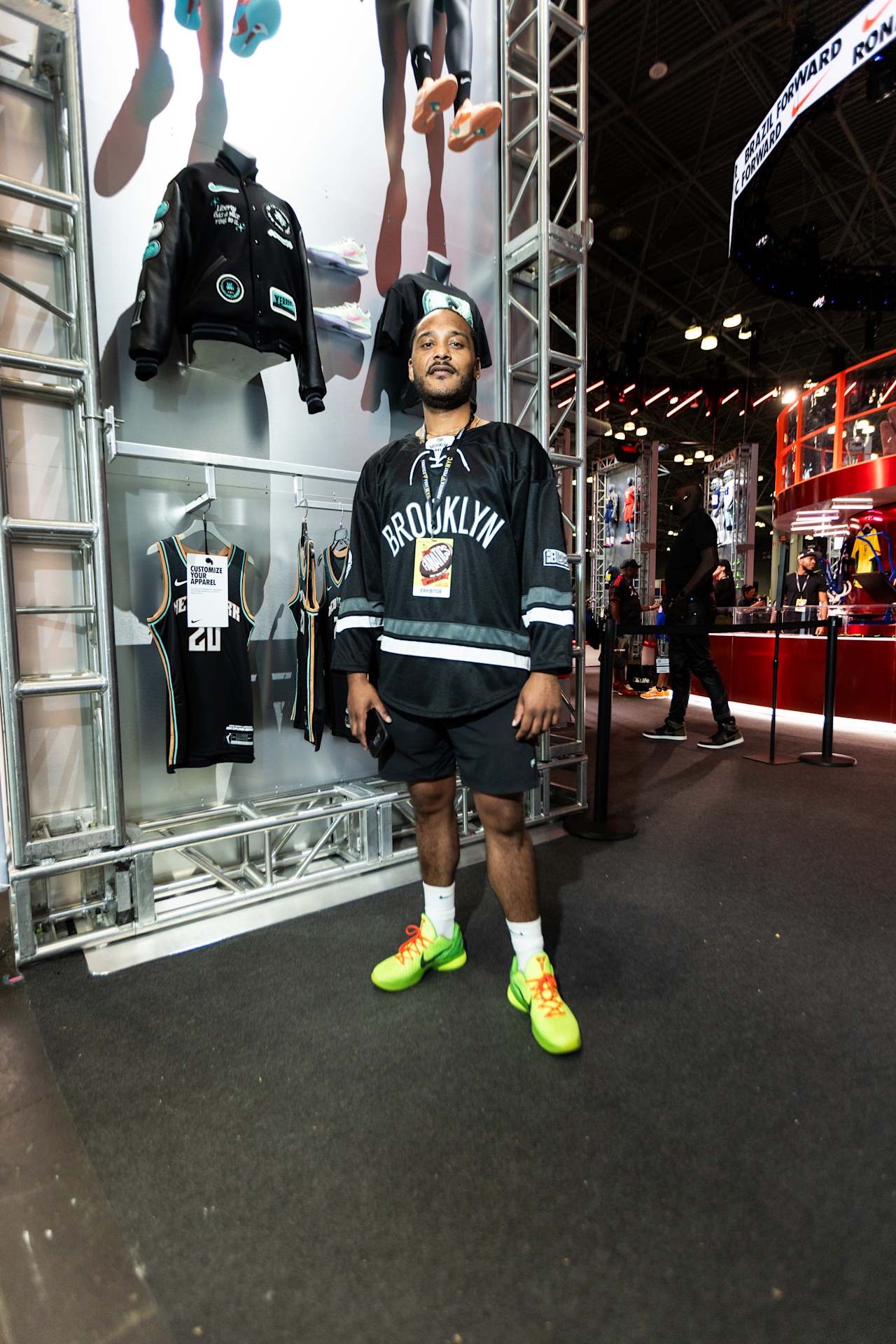 Street SNKRS: Fanatics Fest NYC. Nike SNKRS