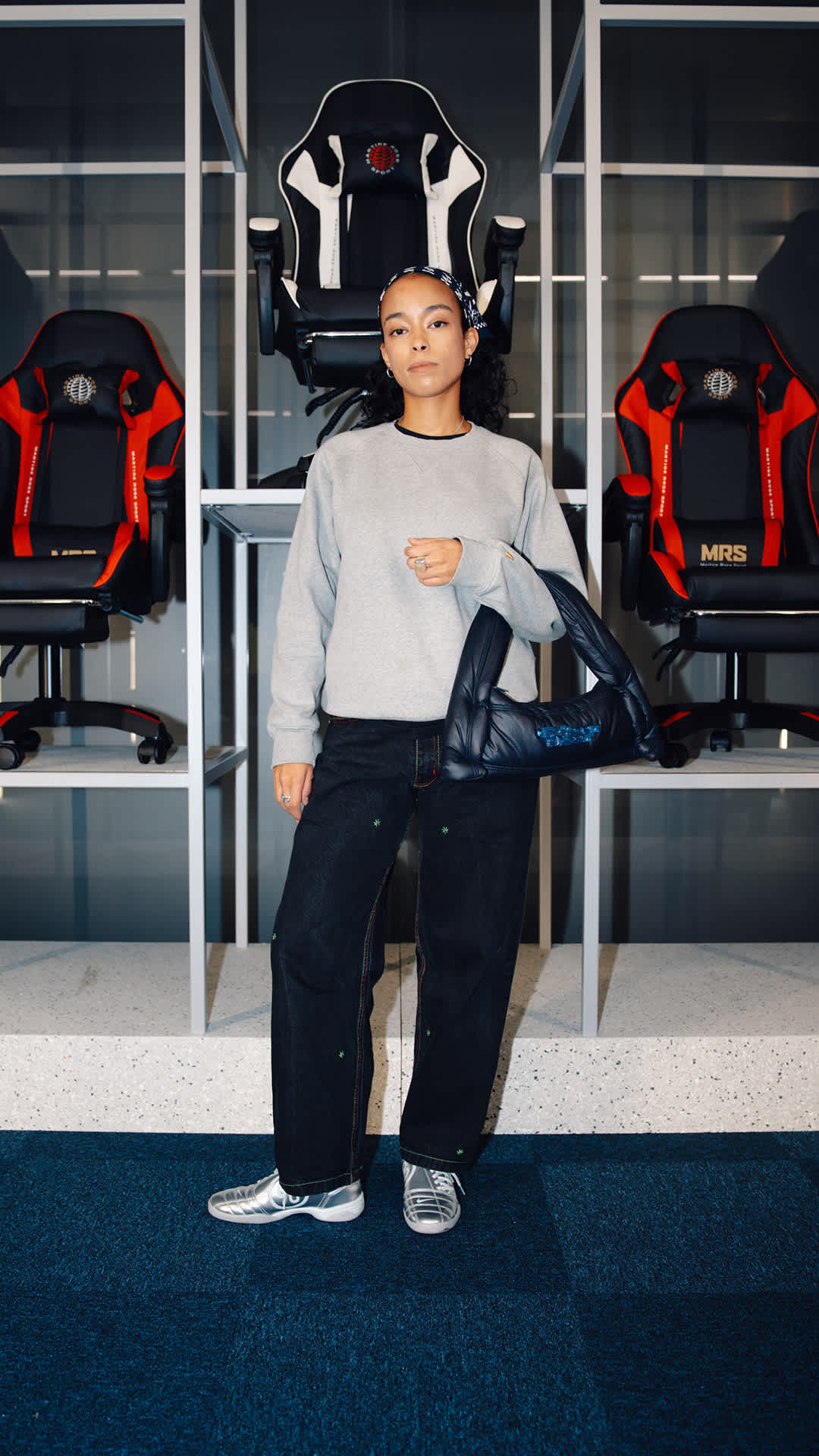 Street SNKRS : Martine Rose Shox MR4 x Slam Jam. Nike SNKRS