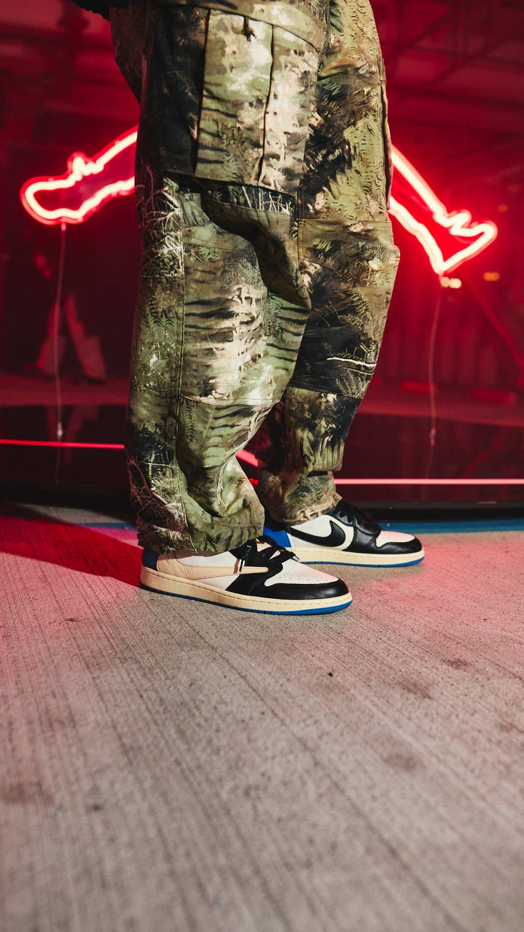 Street SNKRS: JORDAN UNBANNABLE PARTY. Nike SNKRS