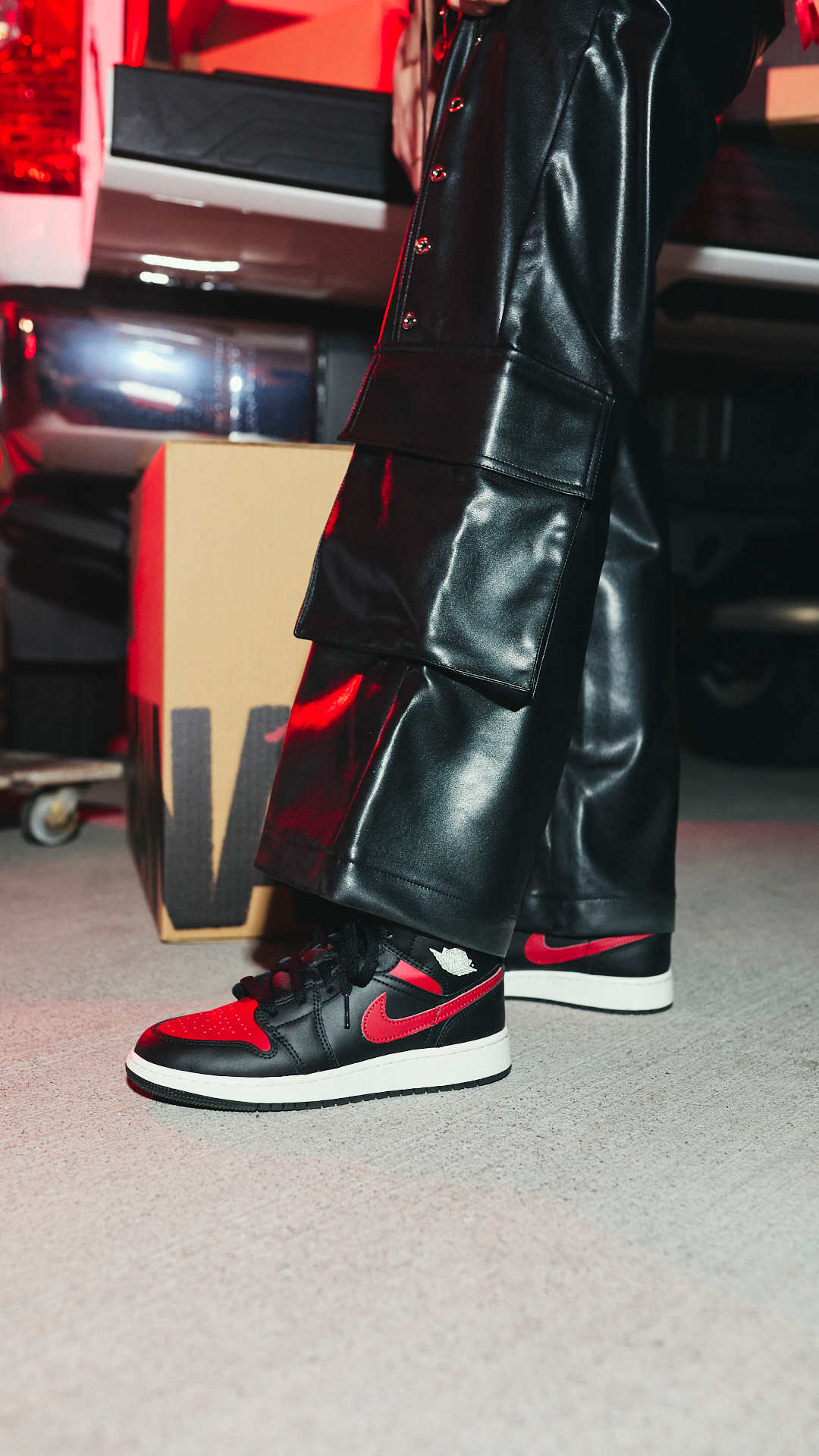 Street SNKRS: JORDAN UNBANNABLE PARTY. Nike SNKRS