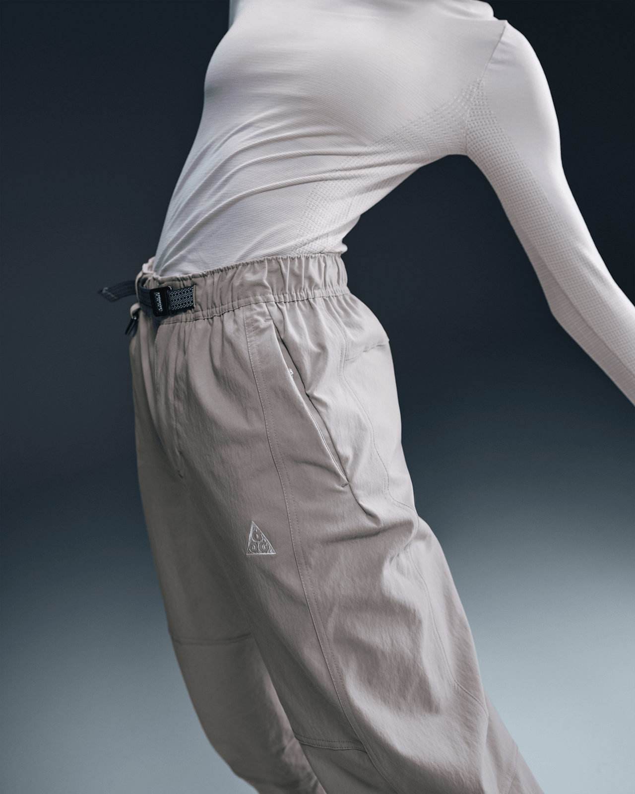 Women's UV Repel Hiking Pants. Nike SNKRS