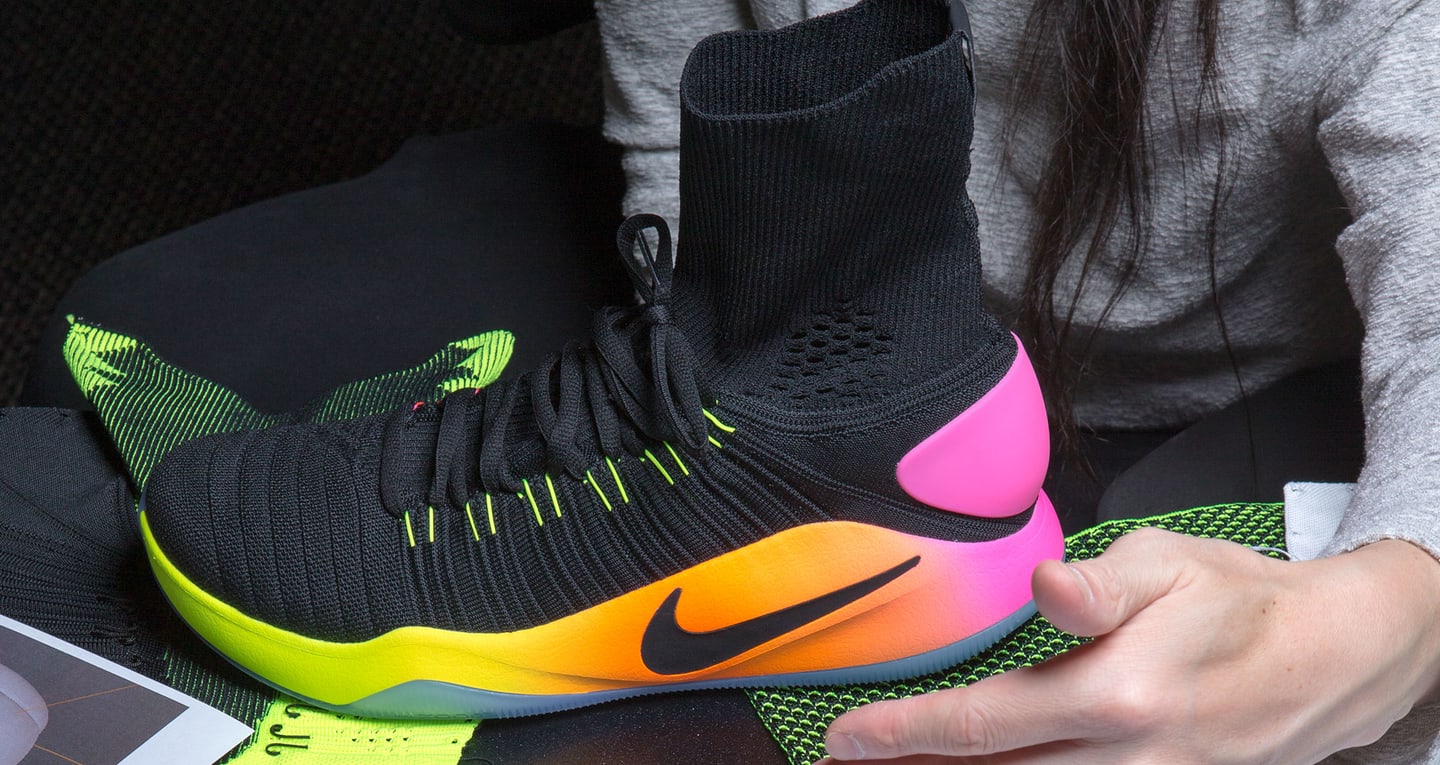 Behind the Design: Nike Hyperdunk 2016 Flyknit. Nike SNKRS