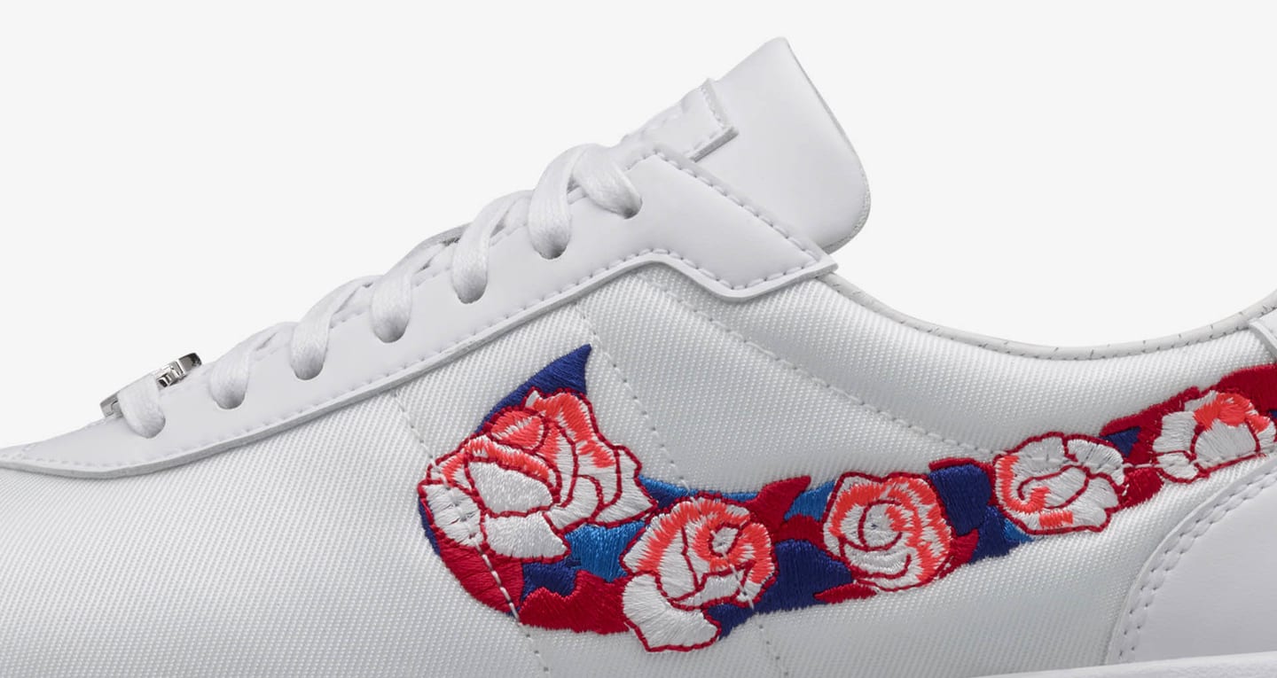 Women's NikeCourt Roshe LD-1000 'Roses'. Nike SNKRS