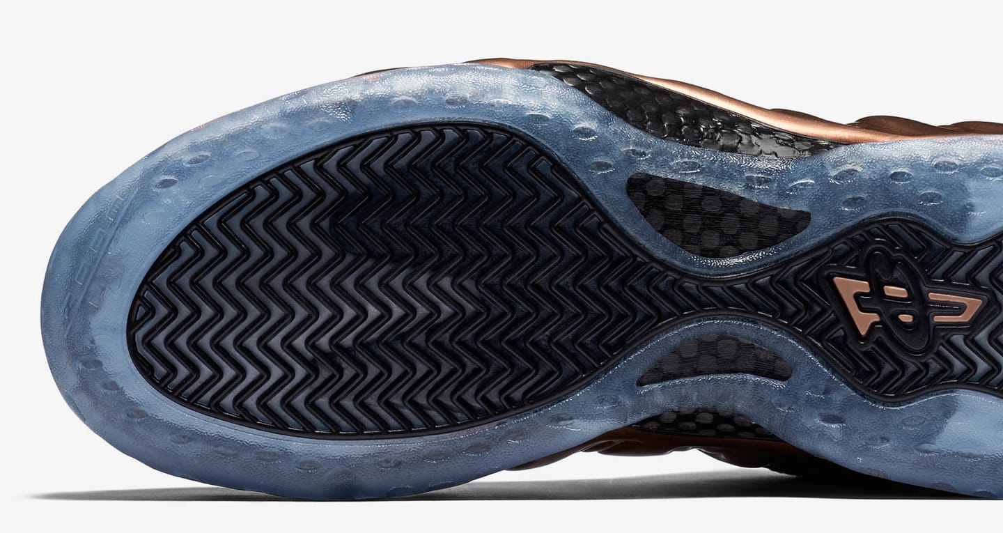 Nike Air Foamposite One 'Metallic Copper'. Nike SNKRS