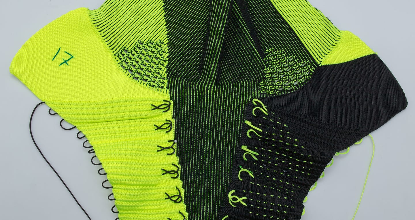 Behind the Design: Nike Hyperdunk 2016 Flyknit. Nike SNKRS