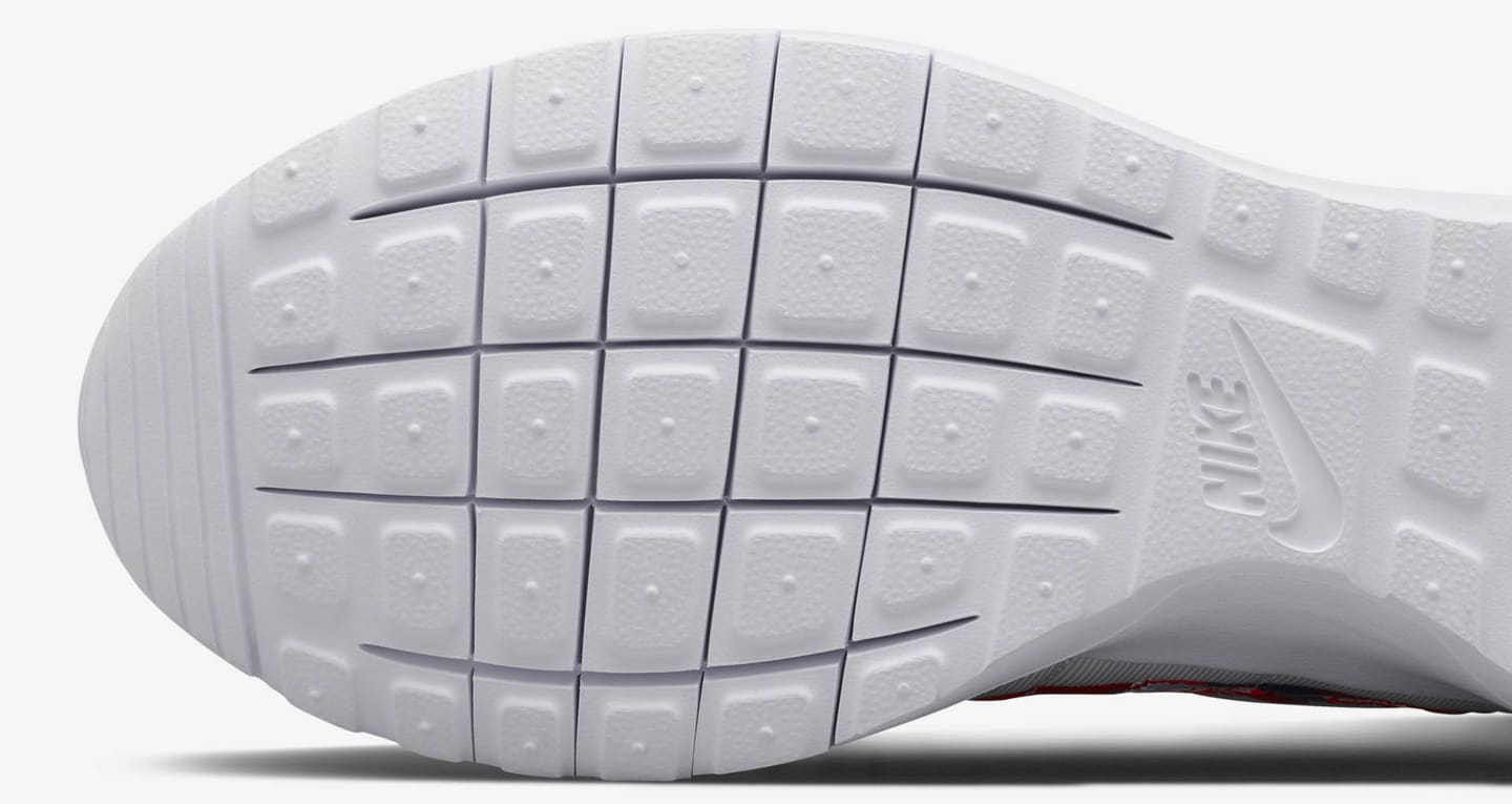 Women's NikeCourt Roshe LD-1000 'Roses'. Nike SNKRS