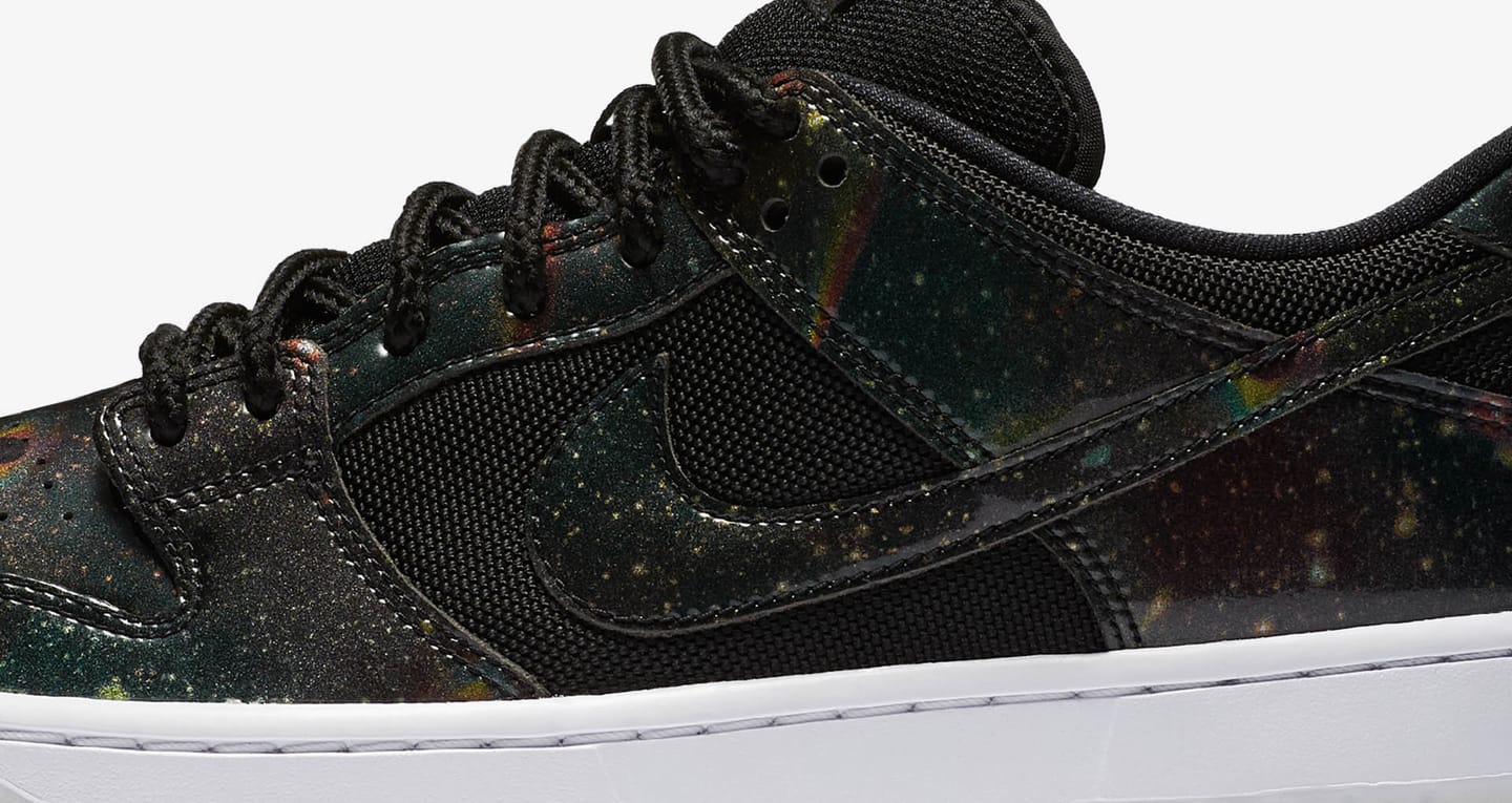 Nike SB Dunk Low 'Black & Metallic Cool Grey'. Nike SNKRS