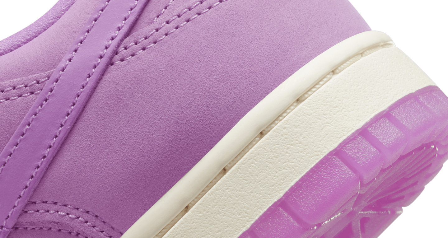 Women's Dunk Low 'Rush Fuchsia' (DV7415-500) Release Date . Nike SNKRS