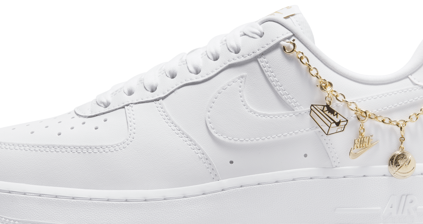 Women's Air Force 1 'White Pendant' (DD1525-100) Release Date. Nike SNKRS