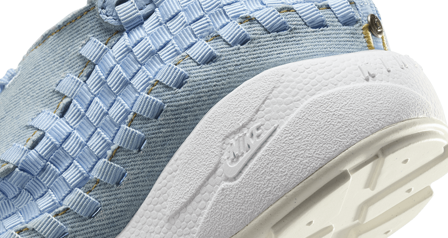 Air Footscape Woven 'Ice Blue' (FV6103-400) release date. Nike SNKRS