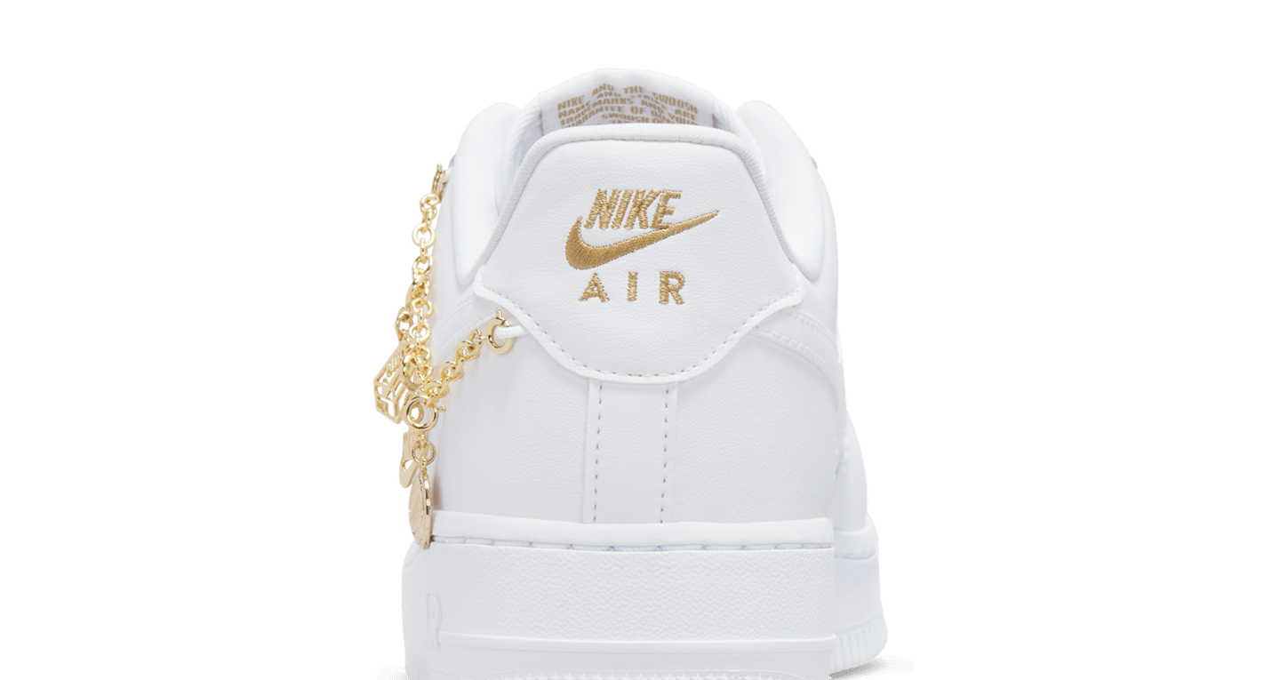 Women's Air Force 1 'White Pendant' (DD1525-100) Release Date. Nike SNKRS