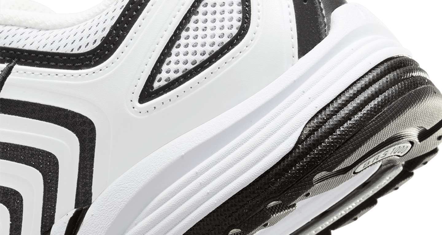 Air Peg 2K5 'White and Black' (FJ1909-100) release date. Nike SNKRS