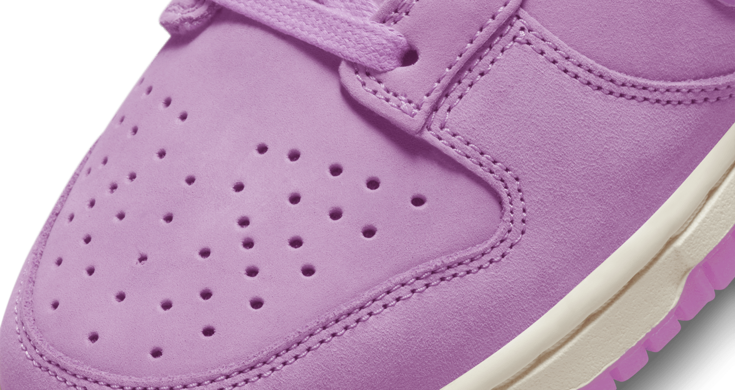 Women's Dunk Low 'Rush Fuchsia' (DV7415-500) Release Date . Nike SNKRS