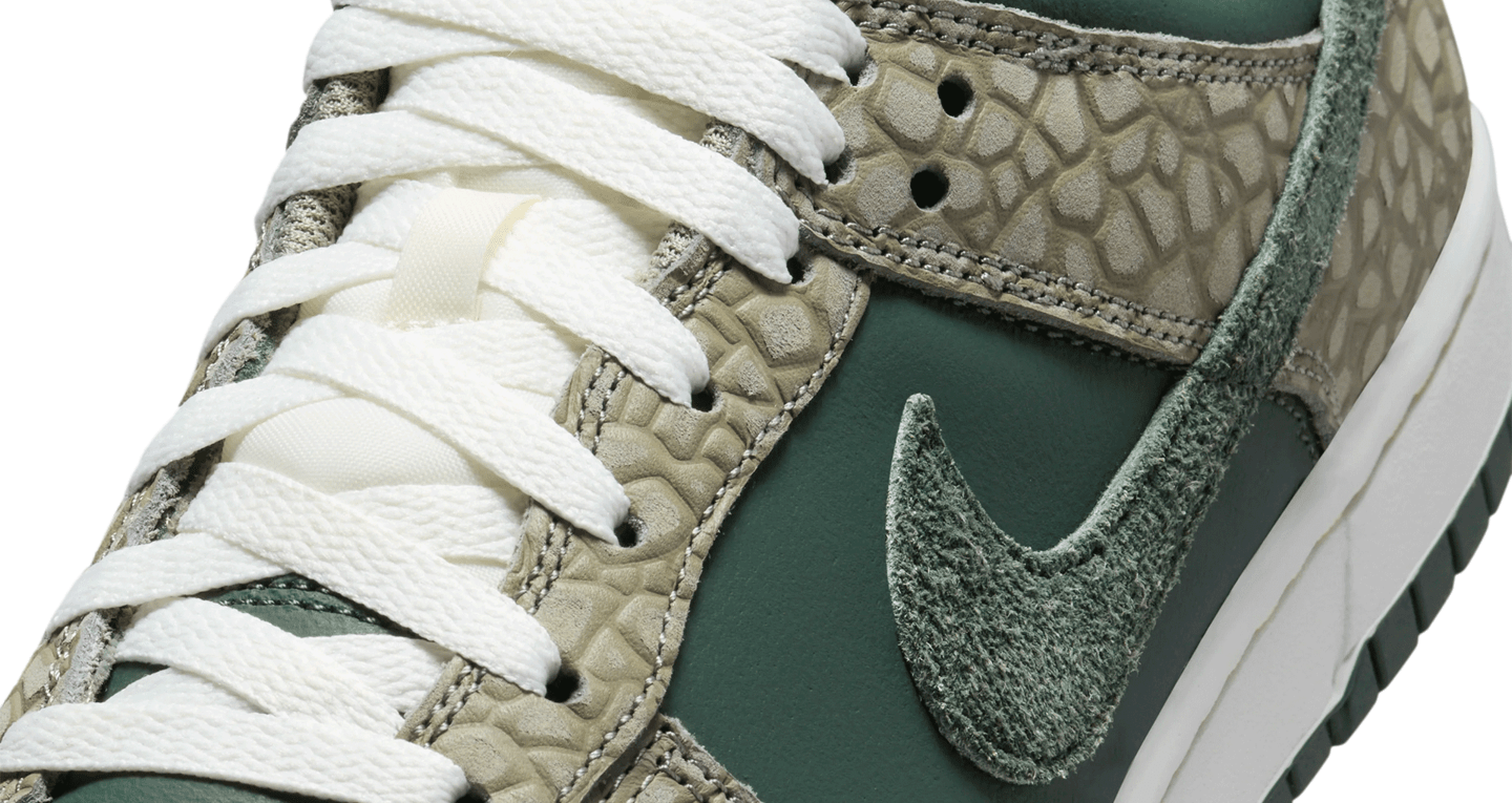 วันเปิดตัว Dunk Low "Vintage Green and Dark Stucco" (HF4878-053). Nike ...