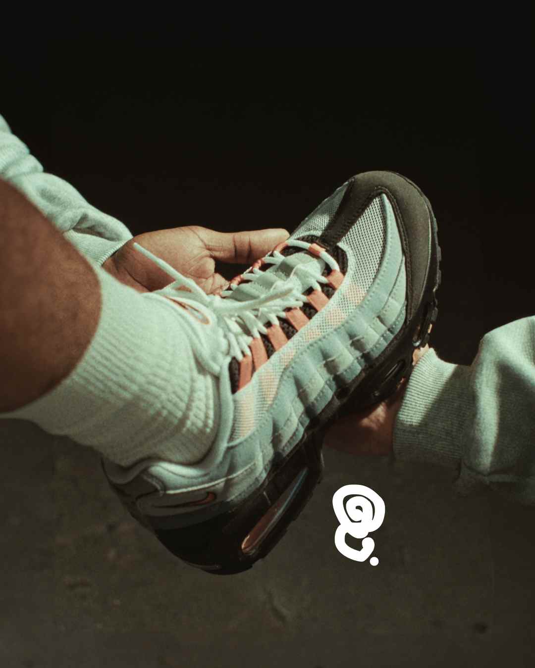 Air Max 95 OG 'Bright Mandarin': As seen by Quratee. Nike SNKRS