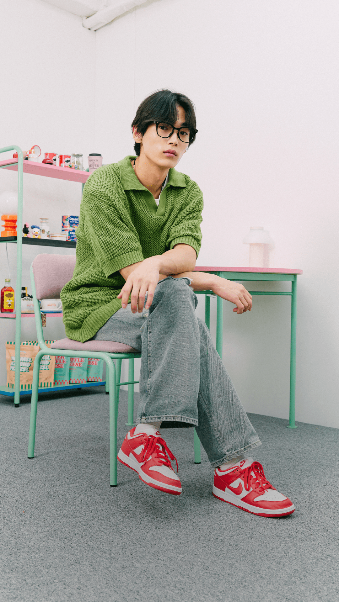 SNKRS Style: Dunk Low SP 'White and University Red'