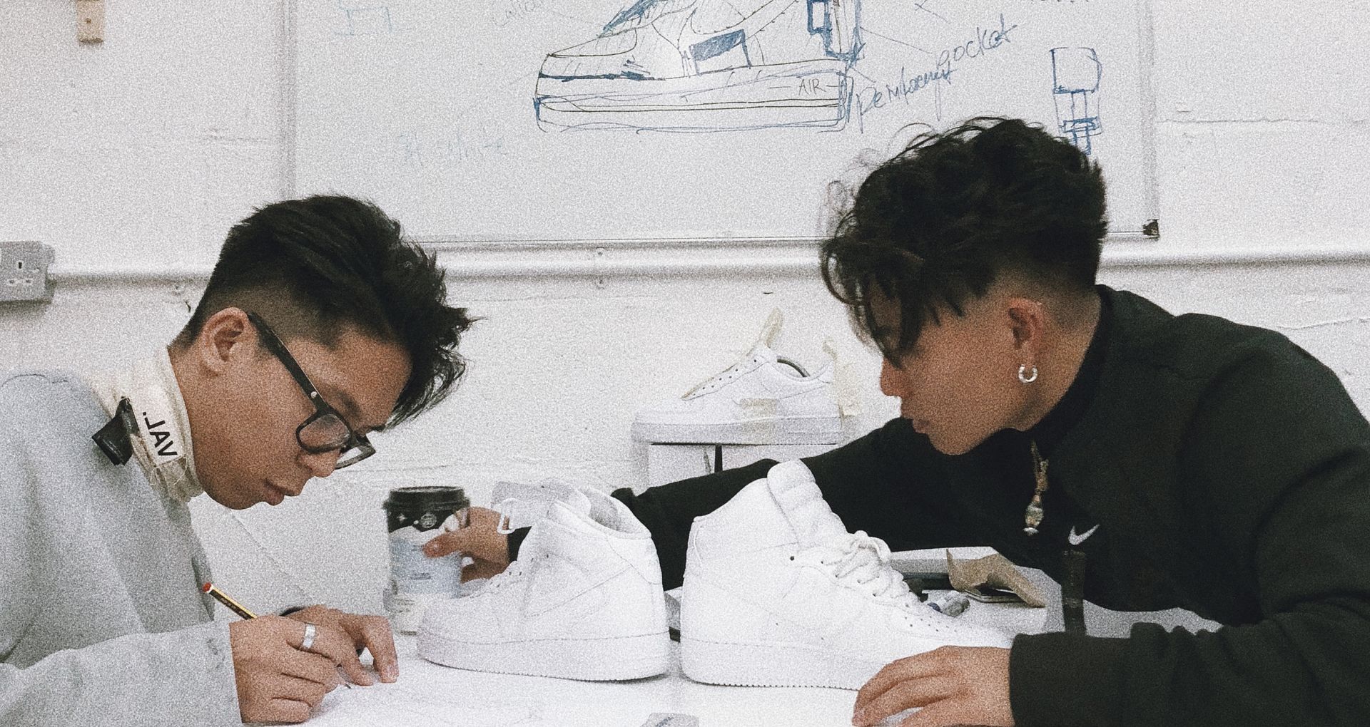 Art of Snkrs: Val Kristopher X Air Force 1 Utility. Nike SNKRS