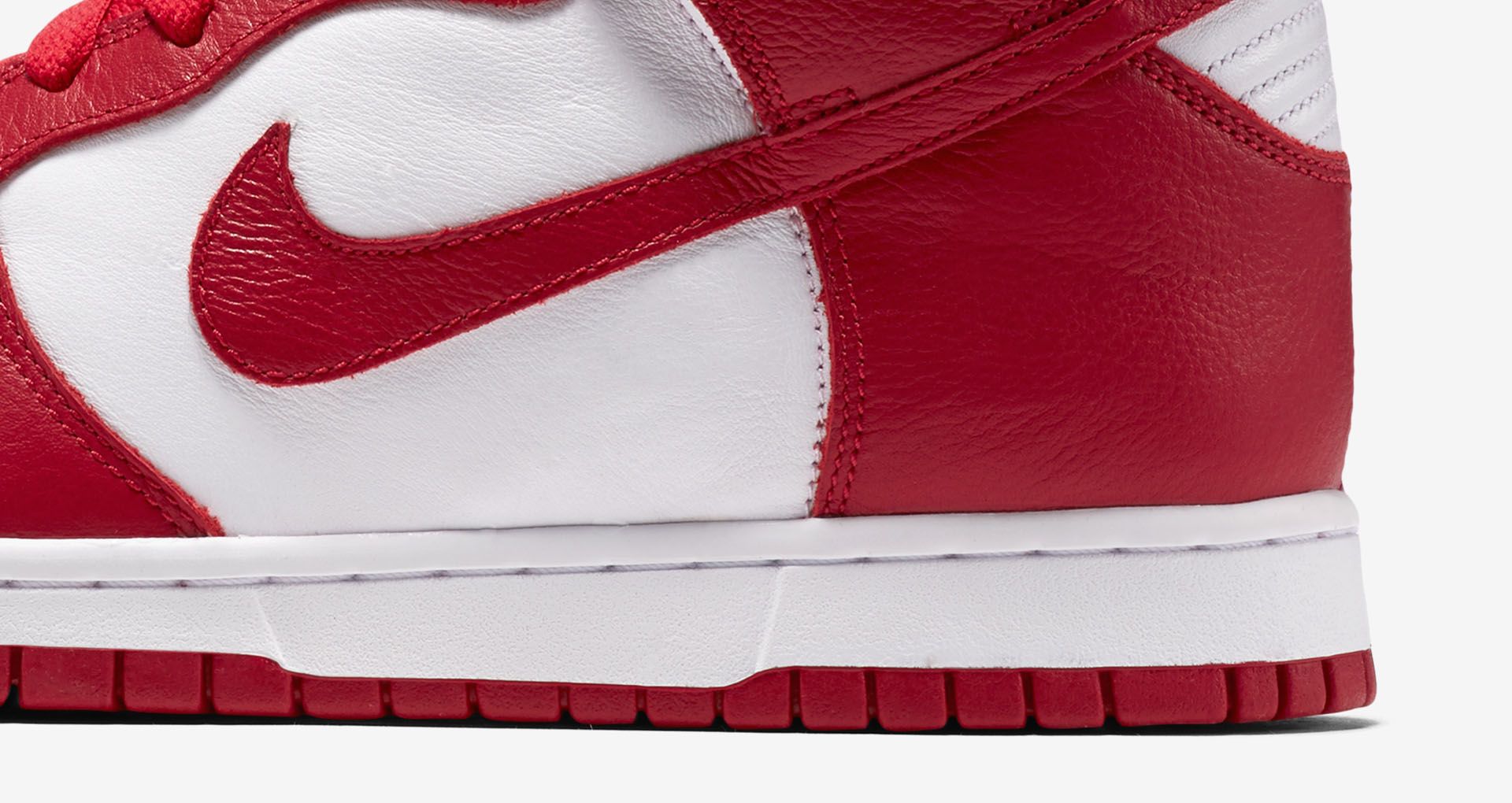 Nike Dunk College Colors 'Red & White'. Nike SNKRS US