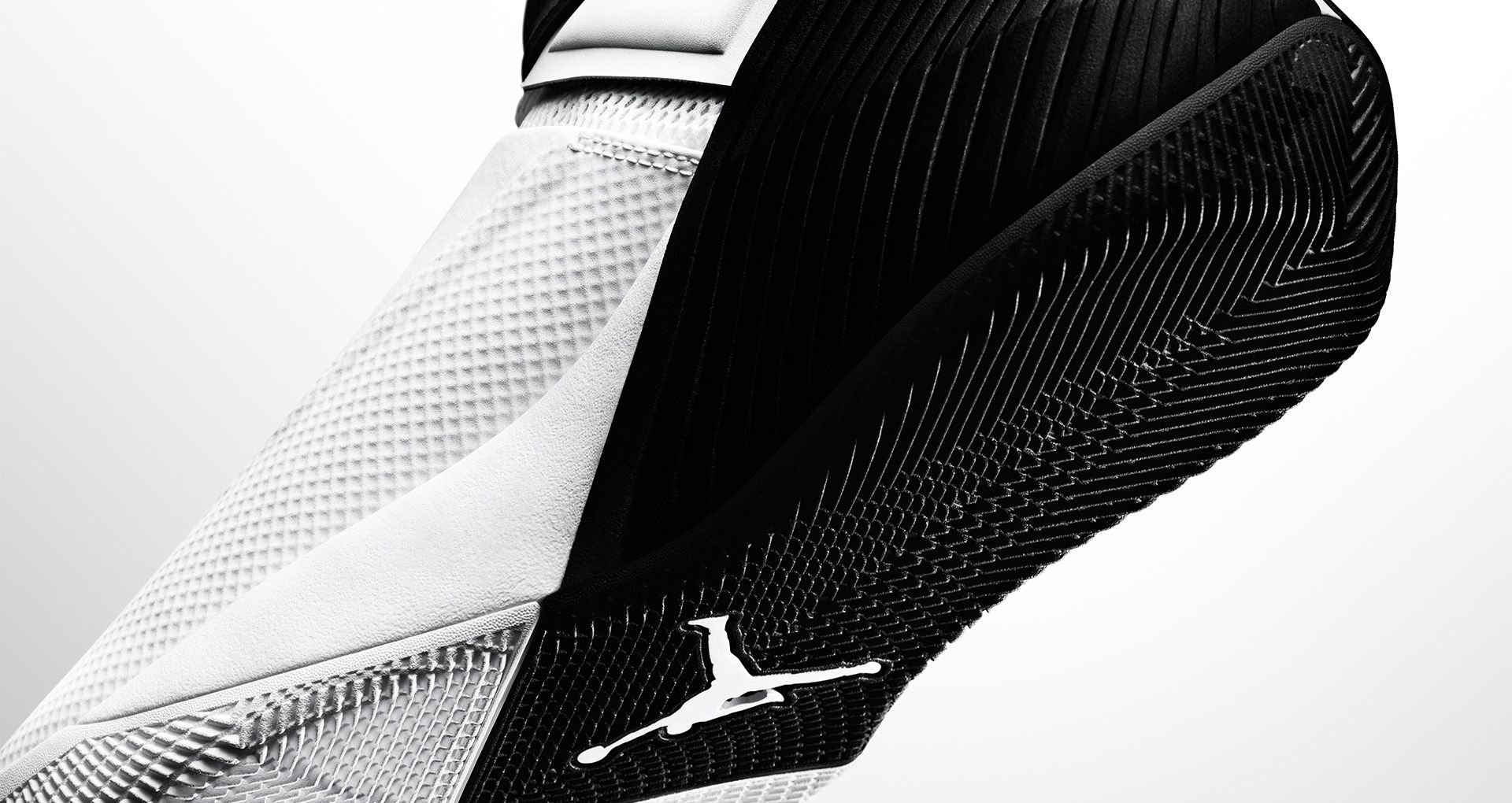 エア ジョーダン ワイ ノット ZERO.1 PFX 'Black & White' (AO1014-110 / Why not zero). Nike SNKRS JP