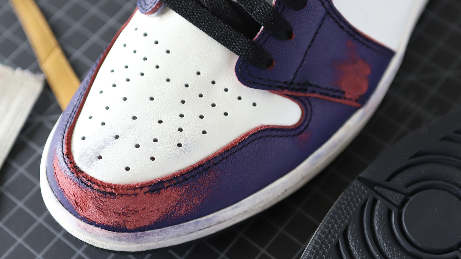 Behind The Design: SB X Air Jordan I. Nike SNKRS US