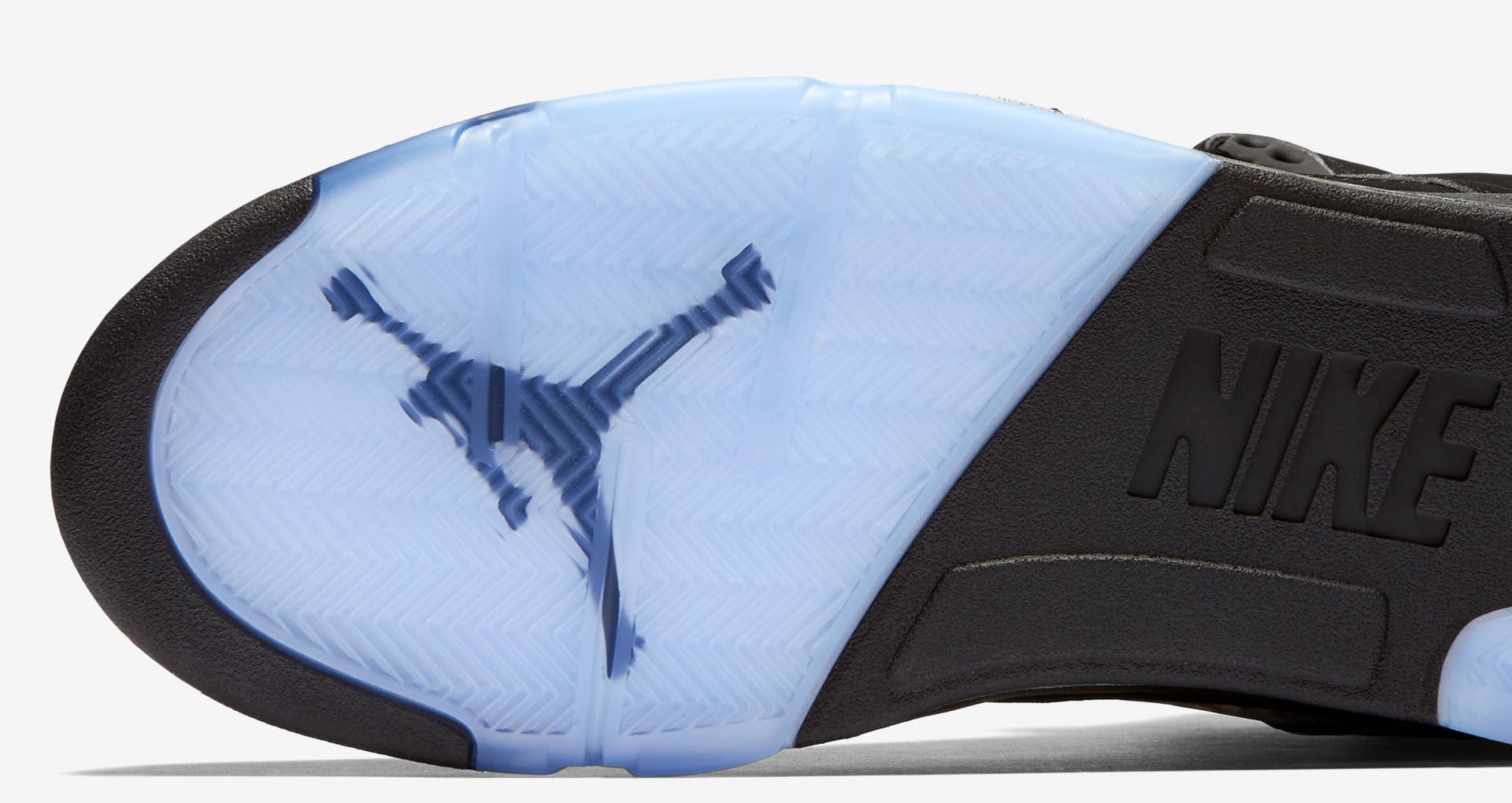 Air Jordan 5 'Metallic Silver' Release Date. Nike SNKRS US