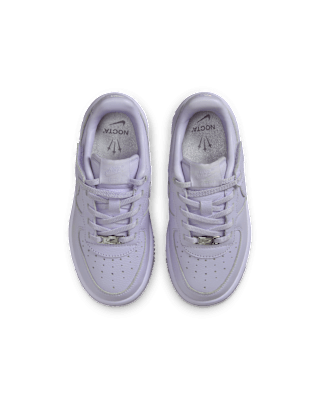 兒童款 NOCTA Air Force 1 'Palest Purple' 發售日期. Nike SNKRS