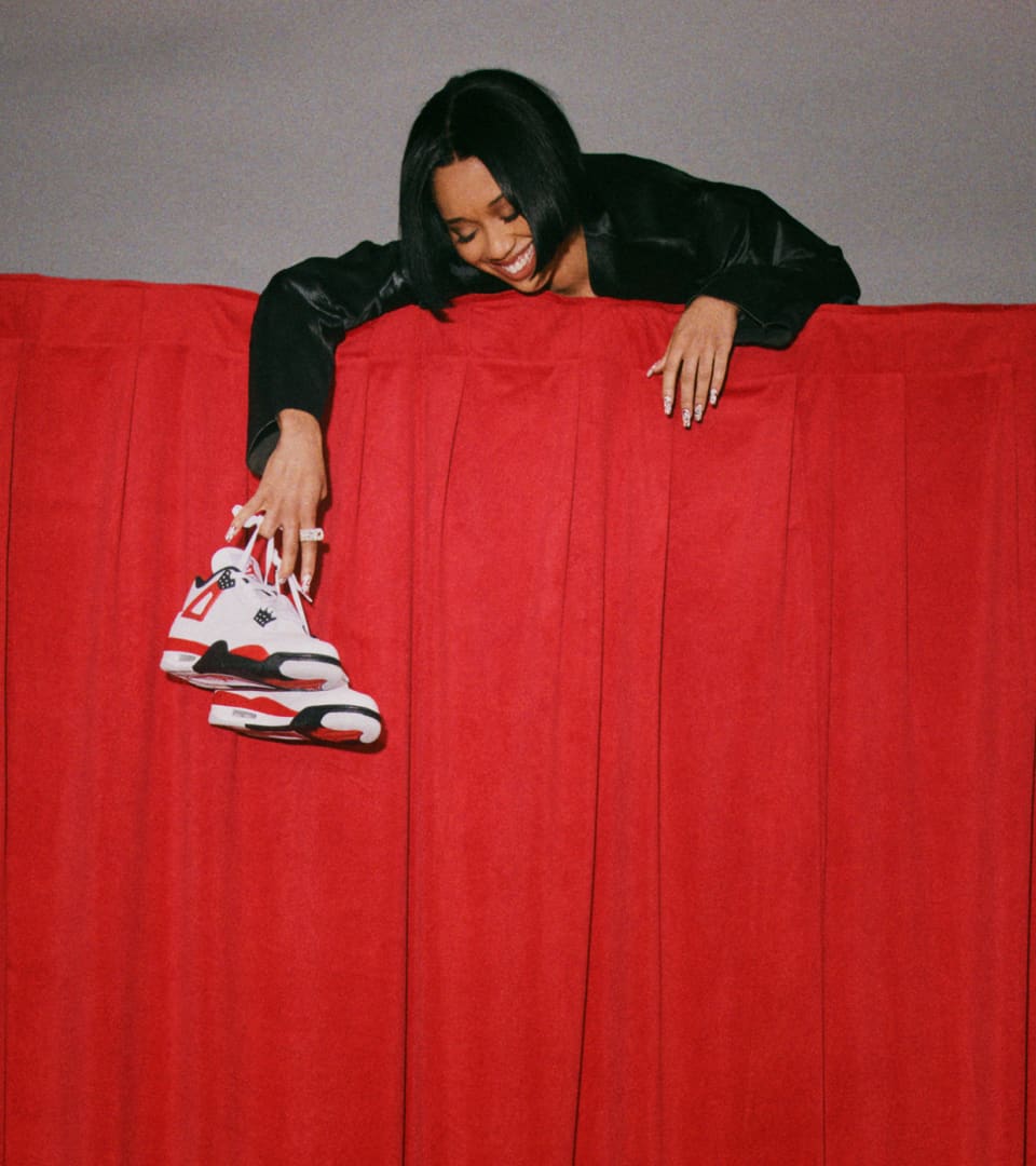 Air Jordan 4 'Red Cement'. Nike SNKRS