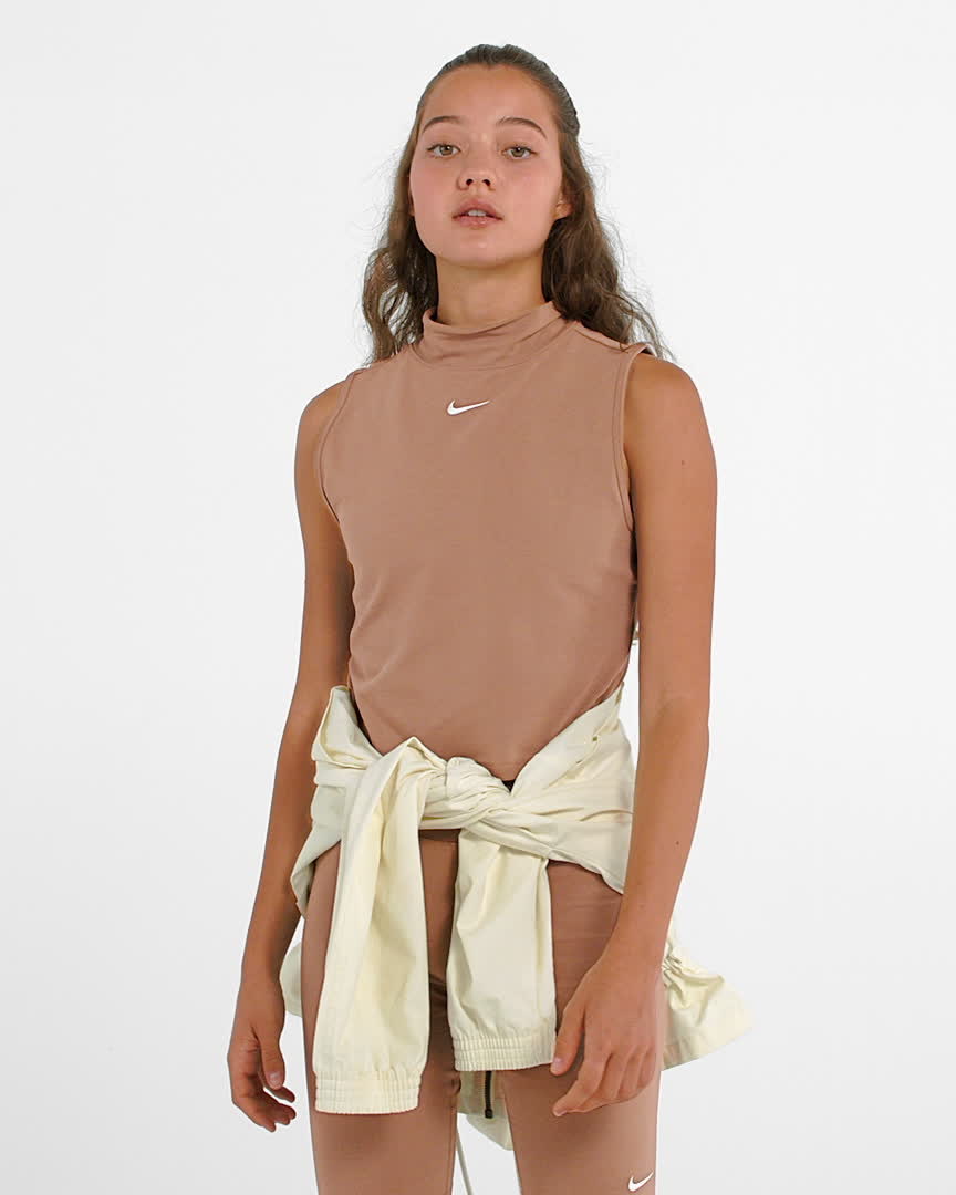 Nike Sportswear Collection Essentials Women's Sleeveless Mock Top. Nike DK