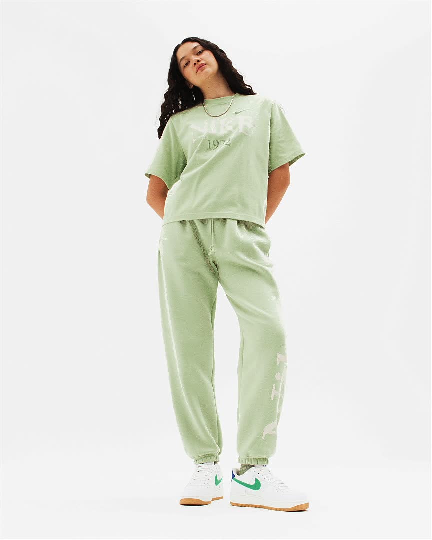 Nike Sportswear Phoenix Fleece Women's Oversized Logo Tracksuit Bottoms ...