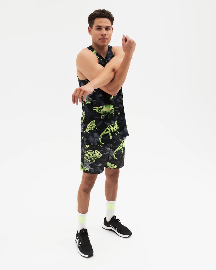 Nike MC Trainer 2 Men's Workout Shoes. Nike VN