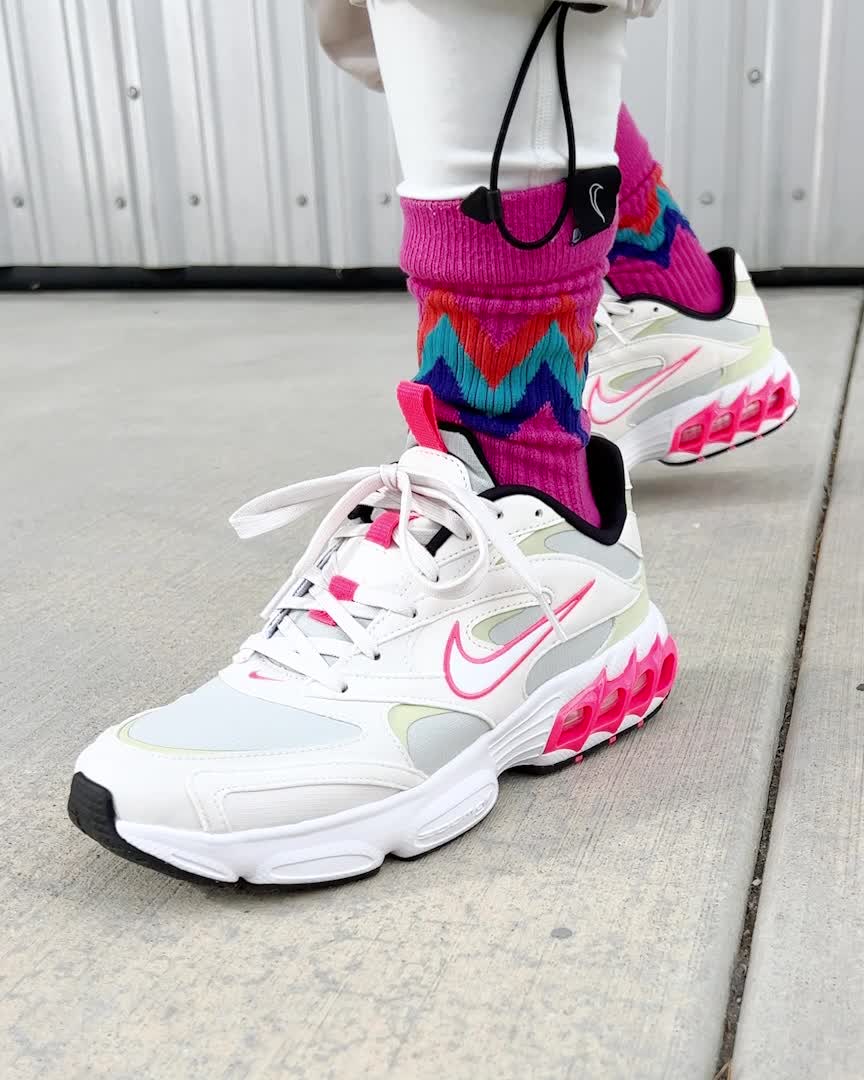 Nike Zoom Air Fire Women's Shoes. Nike HU