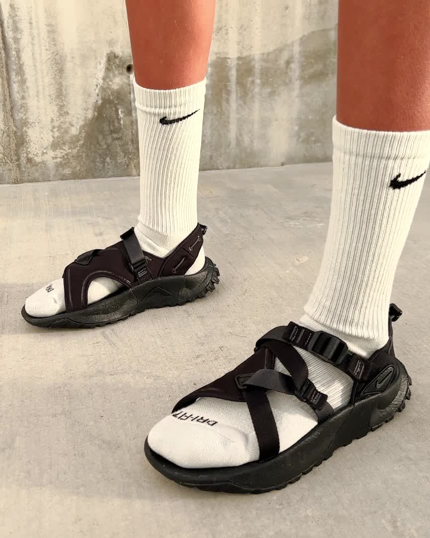 Nike Oneonta Next Nature Women's Sandals. Nike DK