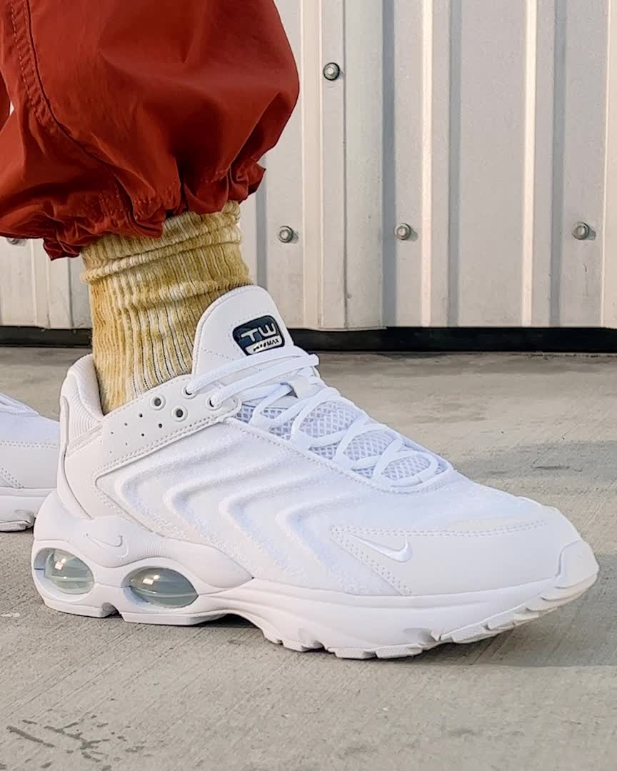 Nike Air Max TW Men's Shoes. Nike PT