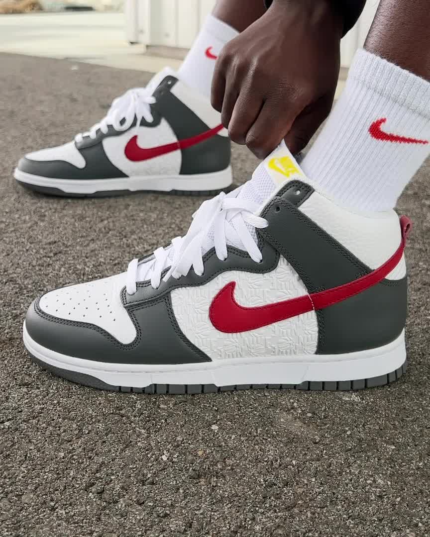 Nike Dunk High Retro Men's Shoes. Nike CZ