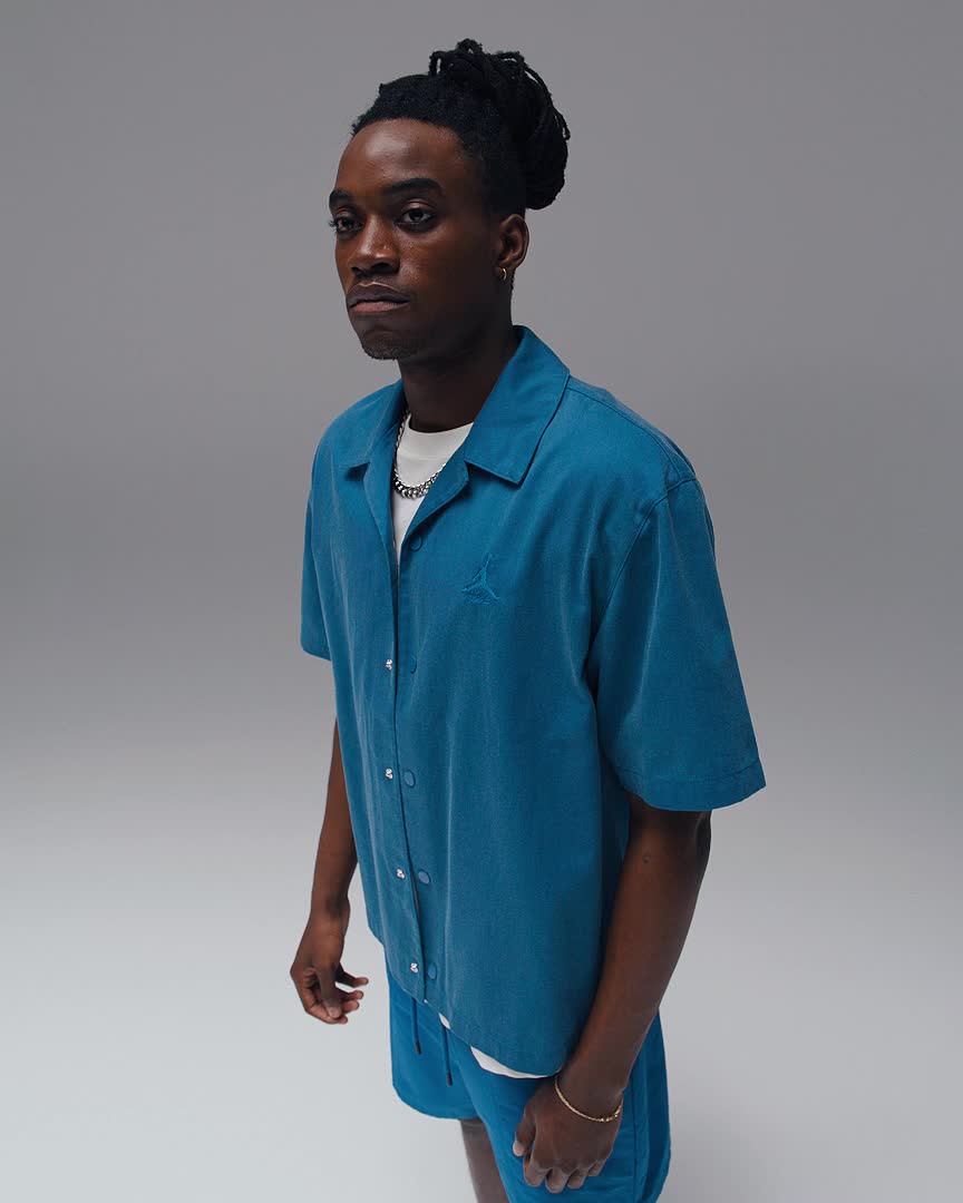 Jordan Essentials Men's Statement Top. Nike CA