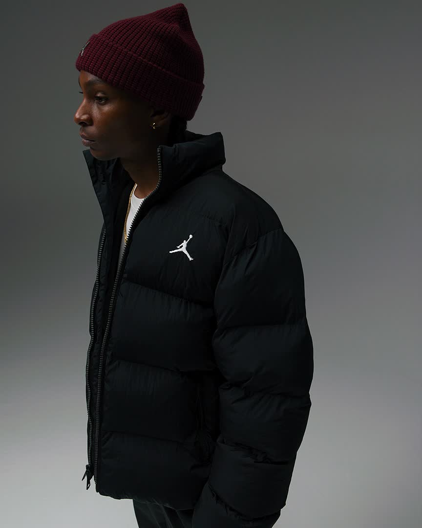 Jordan Essentials Poly-Puffer-Jacke für Herren. Nike AT