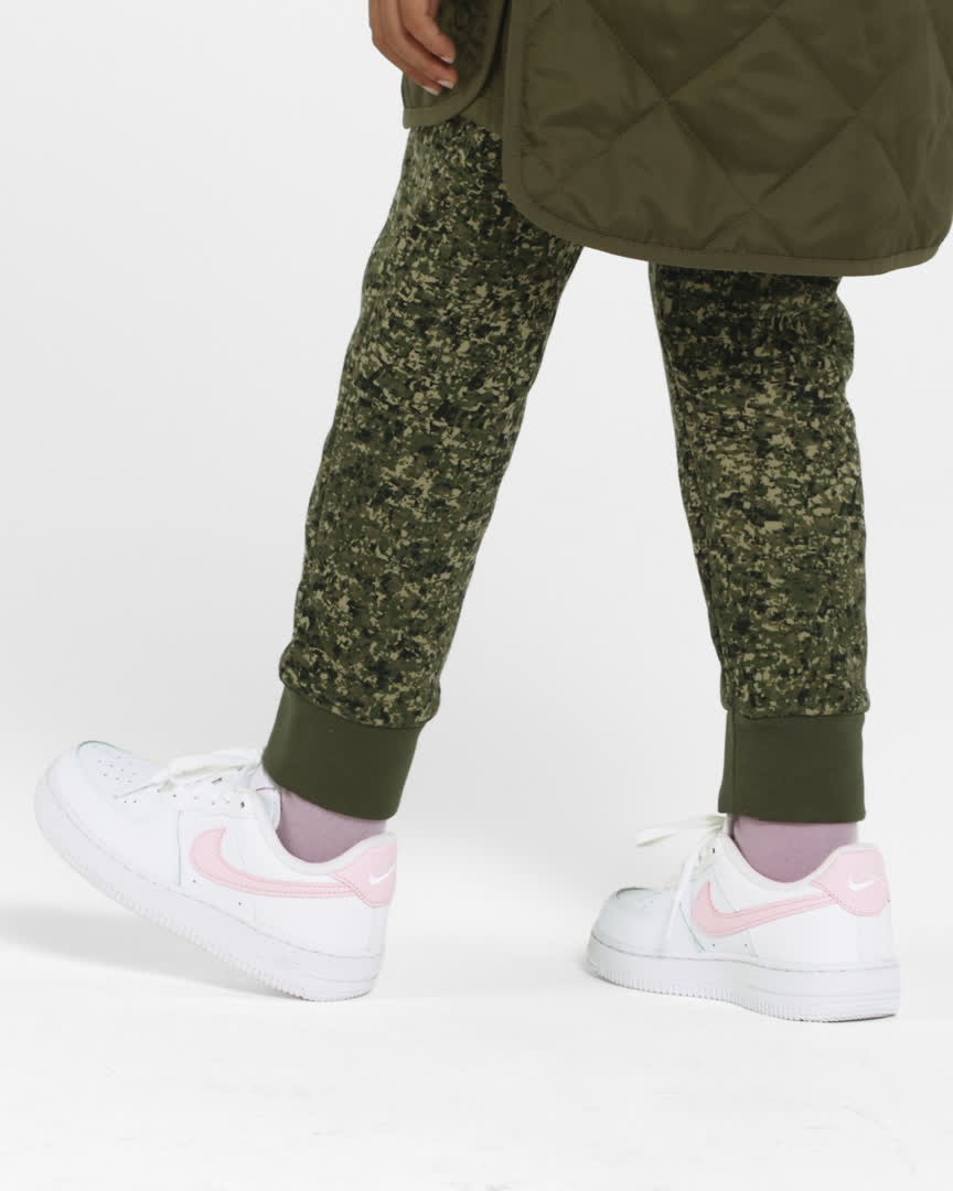 Nike Force 1 Younger Kids' Shoes. Nike NZ